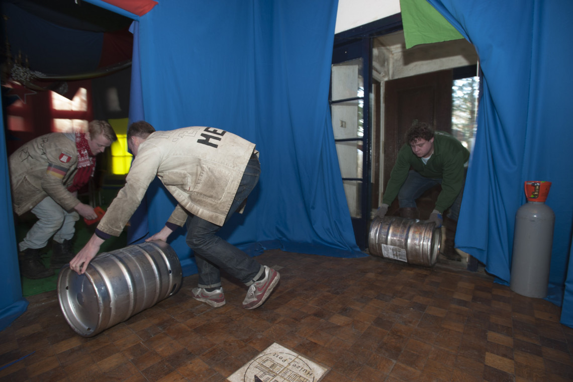 Huize ’t Pott bouwt kerstgala op - U-Today