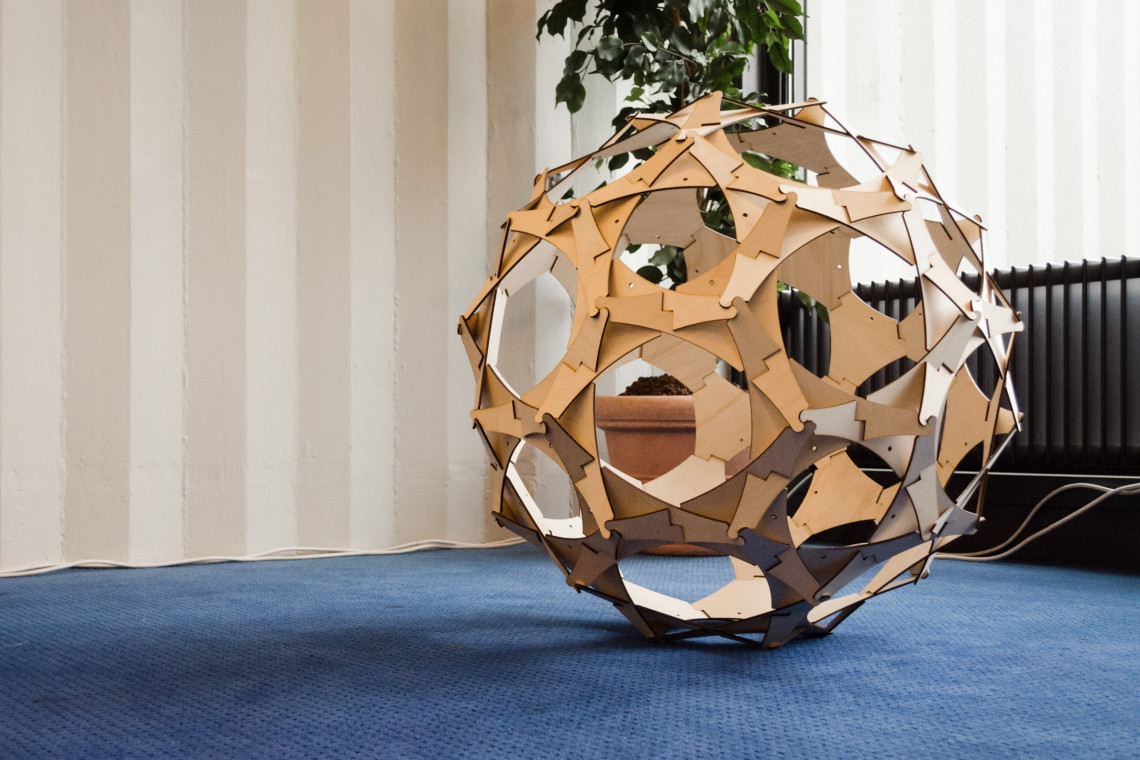 Wiskundige figuren, modellen en beelden - U-Today