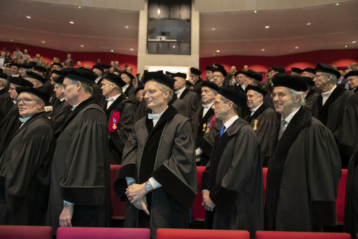 Jonge Akademie: maak iedereen professor - U-Today