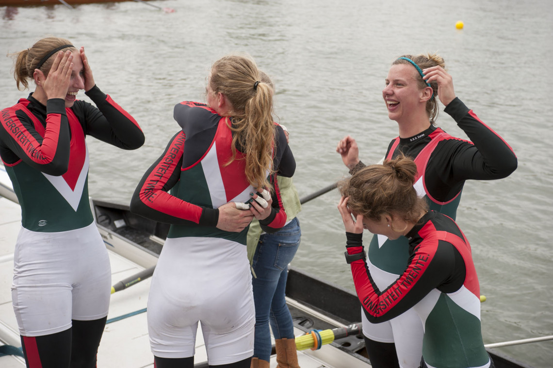 Verwachte Varsity-zege voor dames vier met stuurvrouw - U-Today