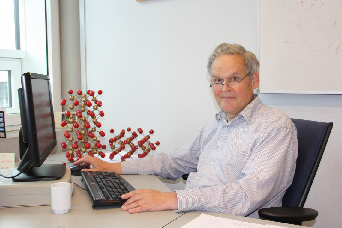 Harkema (TNW) vijftig jaar verbonden aan UT - U-Today