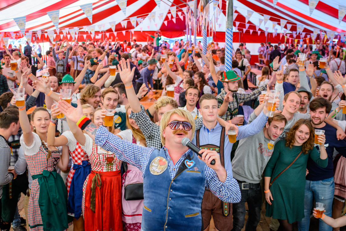 UToberfest: bier, worst en Lederhosen - U-Today