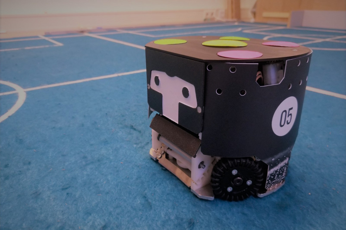 WALL-E en Skynet: de nieuwe robots van RoboTeam Twente - U-Today