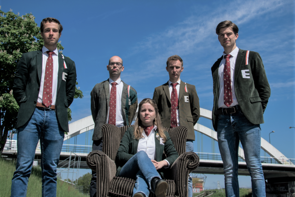 Oude Vier Euros mist finale Varsity - U-Today