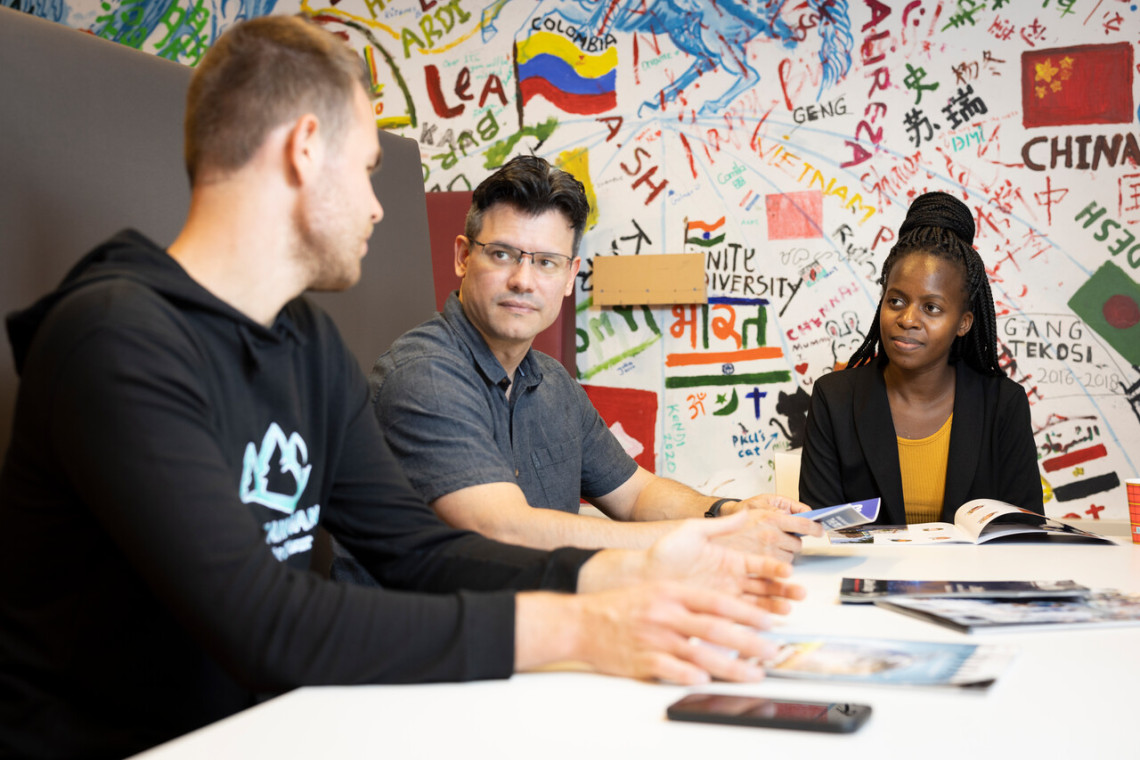 Internationals willen blijven als ze werk hebben - U-Today