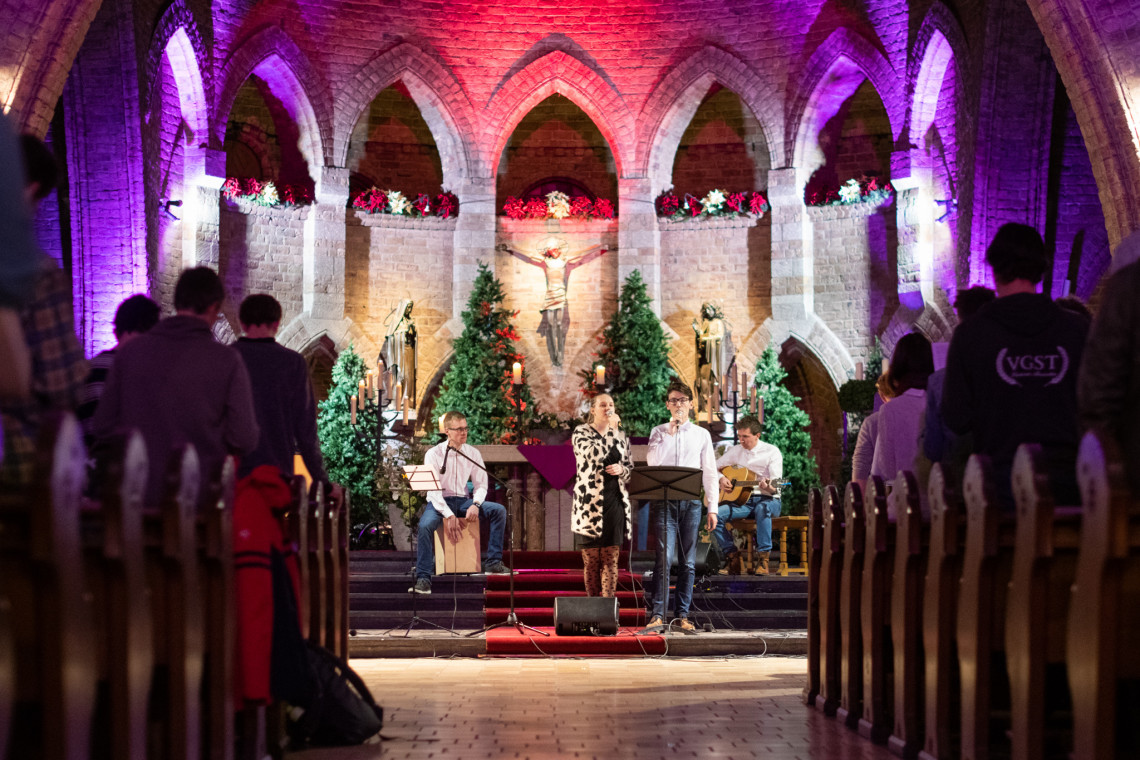 Kerstviering voor ‘heel studerend Enschede’ in Grote Kerk - U-Today