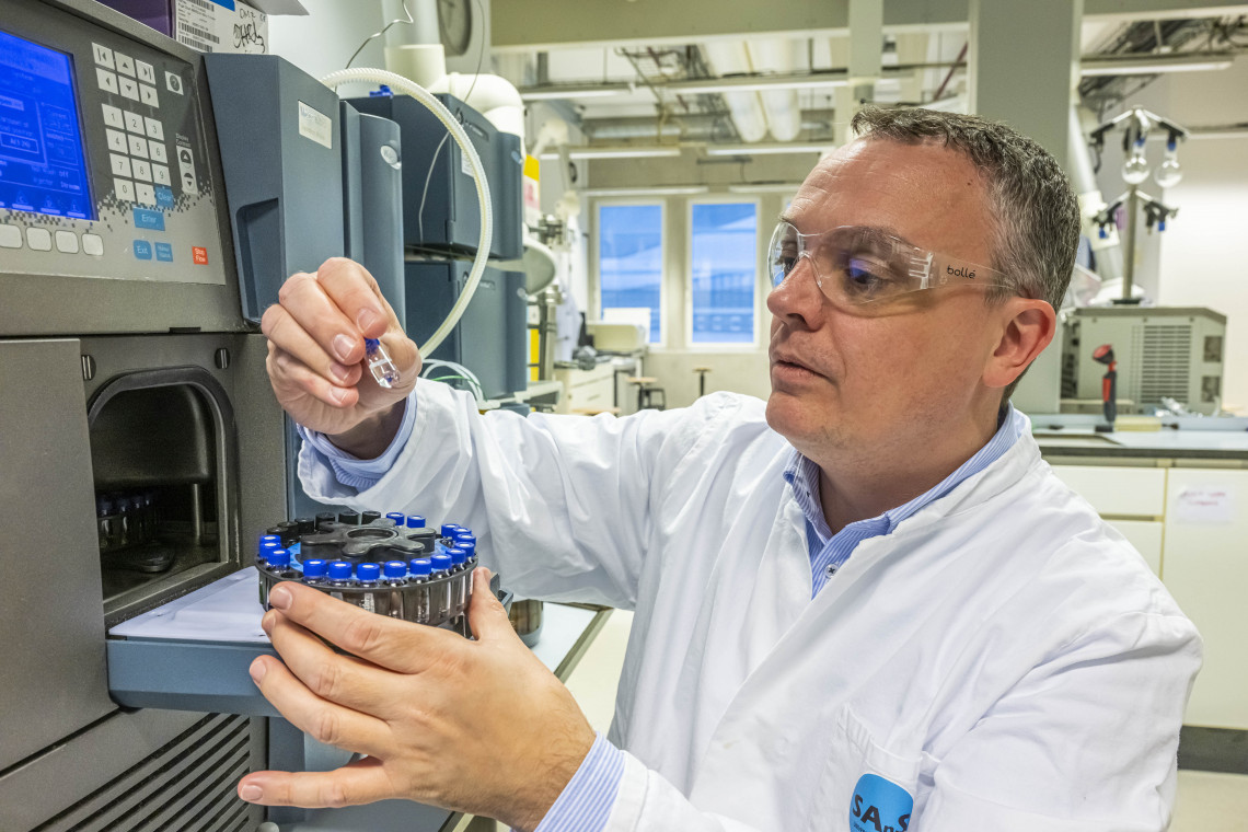 The versatility of nanoparticles: from curing diseases to improving ...