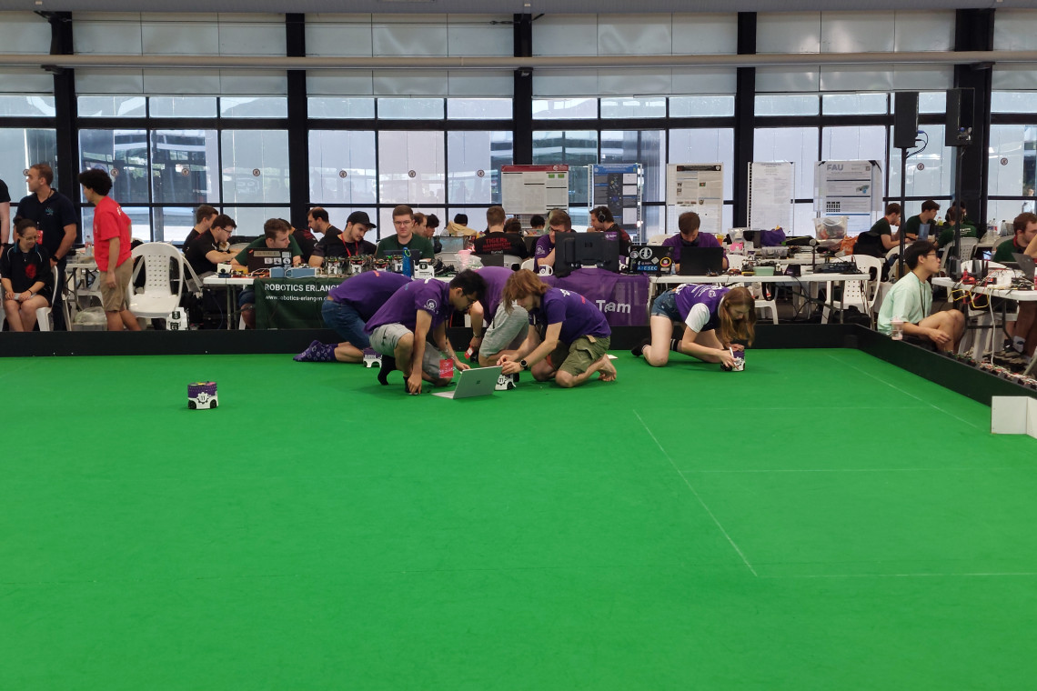 RoboTeam Twente aims for robot football world title in 2024 - U-Today