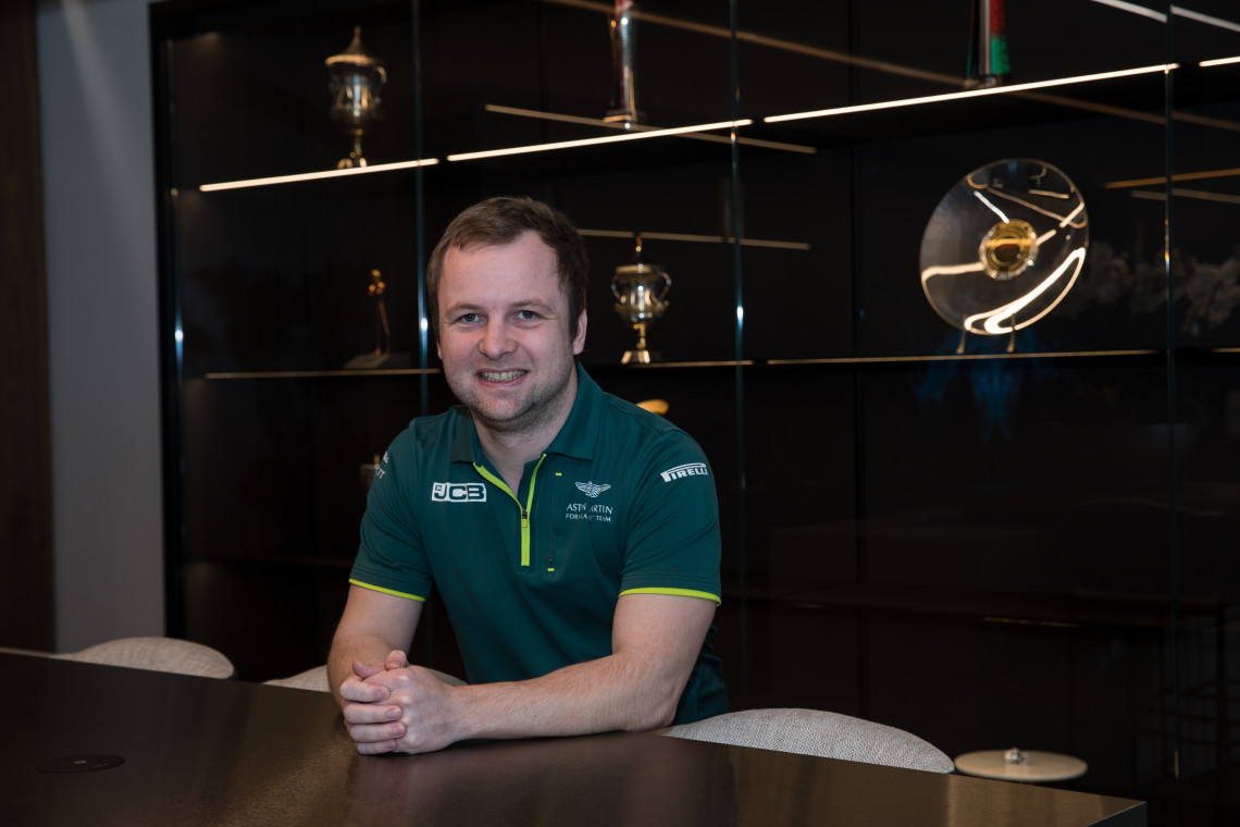 UT alumnus Sebastiaan ten Pas is living his Formula 1 dream at Aston ...