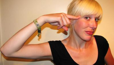 Learn the street smarts of Dutch body language - U-Today